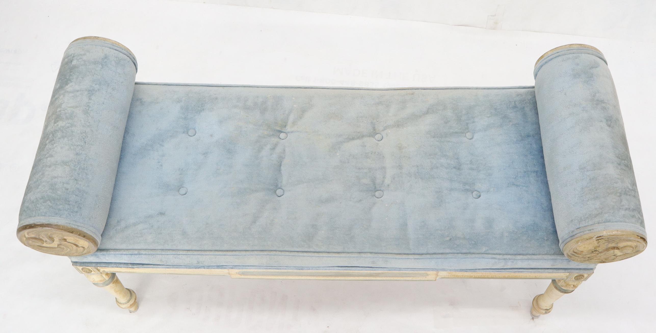 Blue Velvet Upholstery Rond Cylinder Shape Arm Bench at 1stDibs