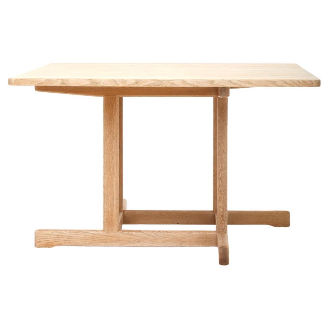 Customizable BM1160 Hunting Table in Wood with Stainless Steel Cross ...