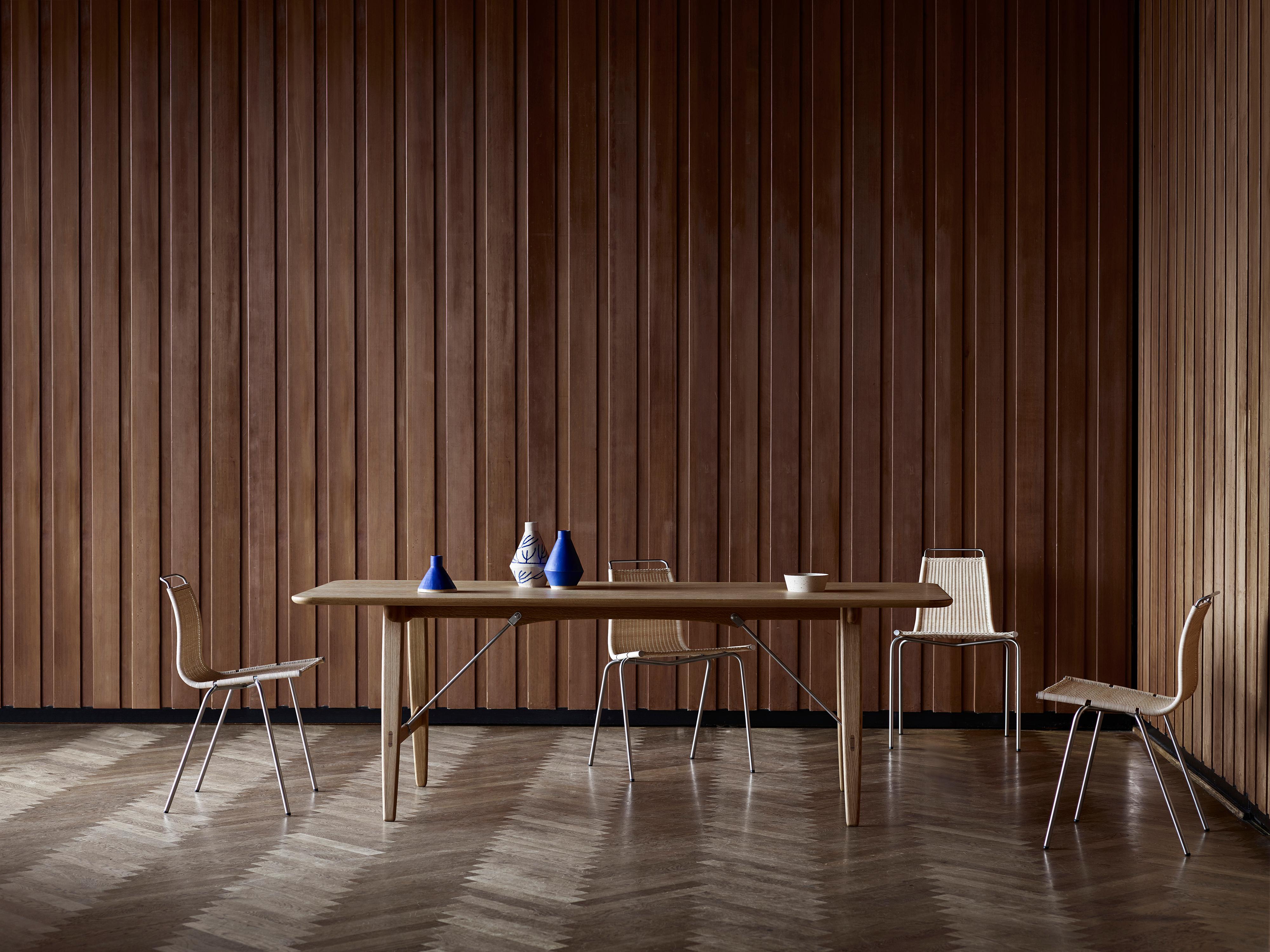 Customizable BM1160 Hunting Table in Wood with Stainless Steel Cross ...