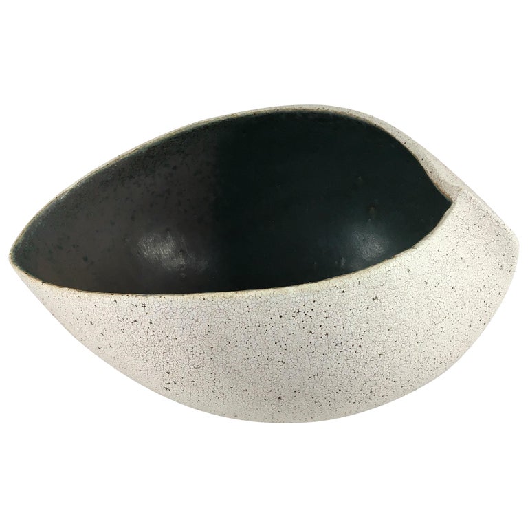 Boat Shape Ceramic Bowl with Inner Glaze by Yumiko Kuga For Sale at 1stDibs