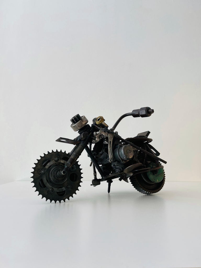 Bob Pasterkamp - Contemporary metal motorcycle sculpture. Raw and dark ...