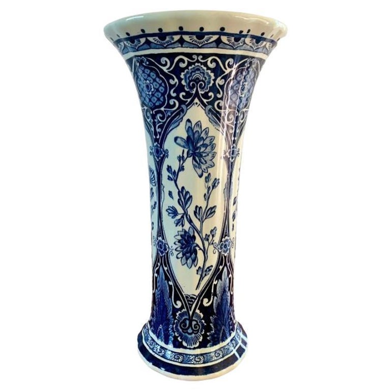 Boch Delfts Blue and White Vase, Mid-20th Century For Sale at 1stDibs
