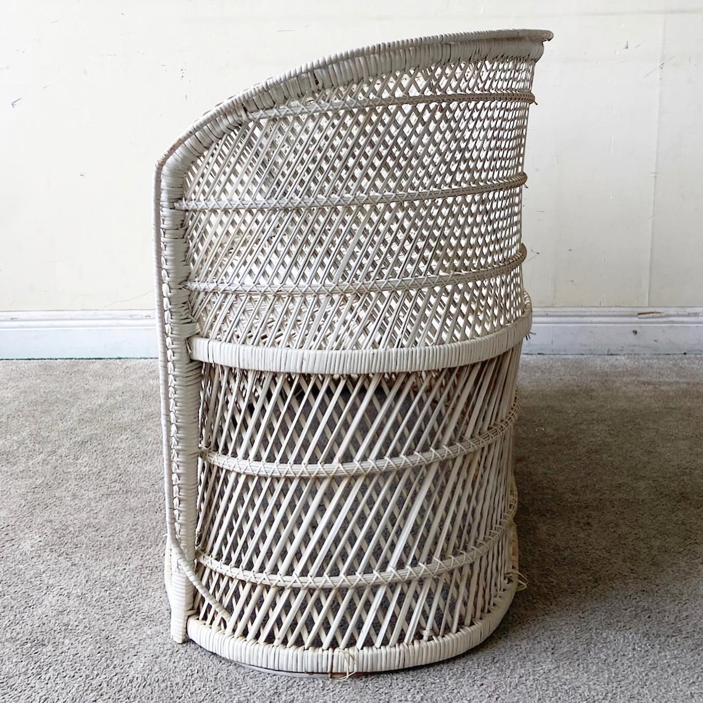 Boho Chic White Wicker and Rattan Bench/Love Seat For Sale at 1stDibs