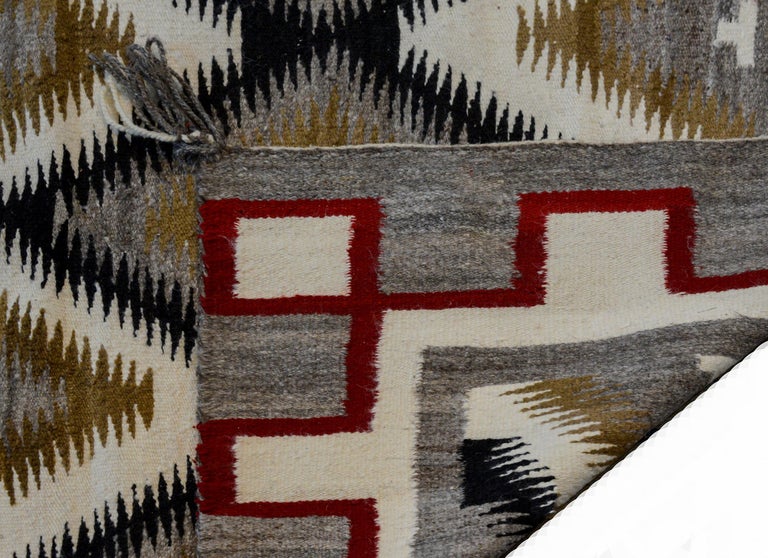 Bold Mid-20th Century Navajo Rug For Sale at 1stDibs | teppich navajo ...