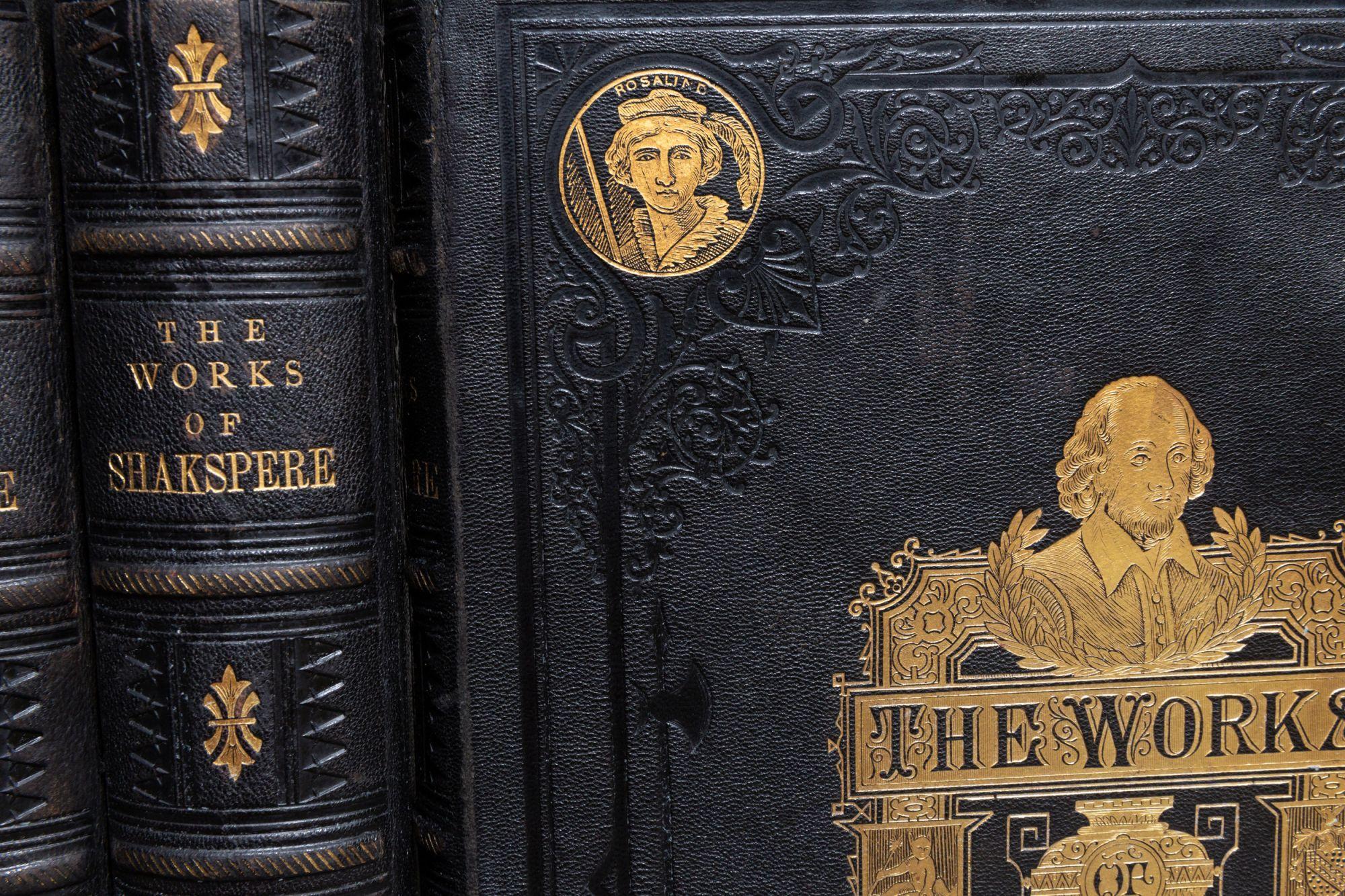 'Book Sets' 4 Volumes, William Shakespeare, The Complete Works at ...