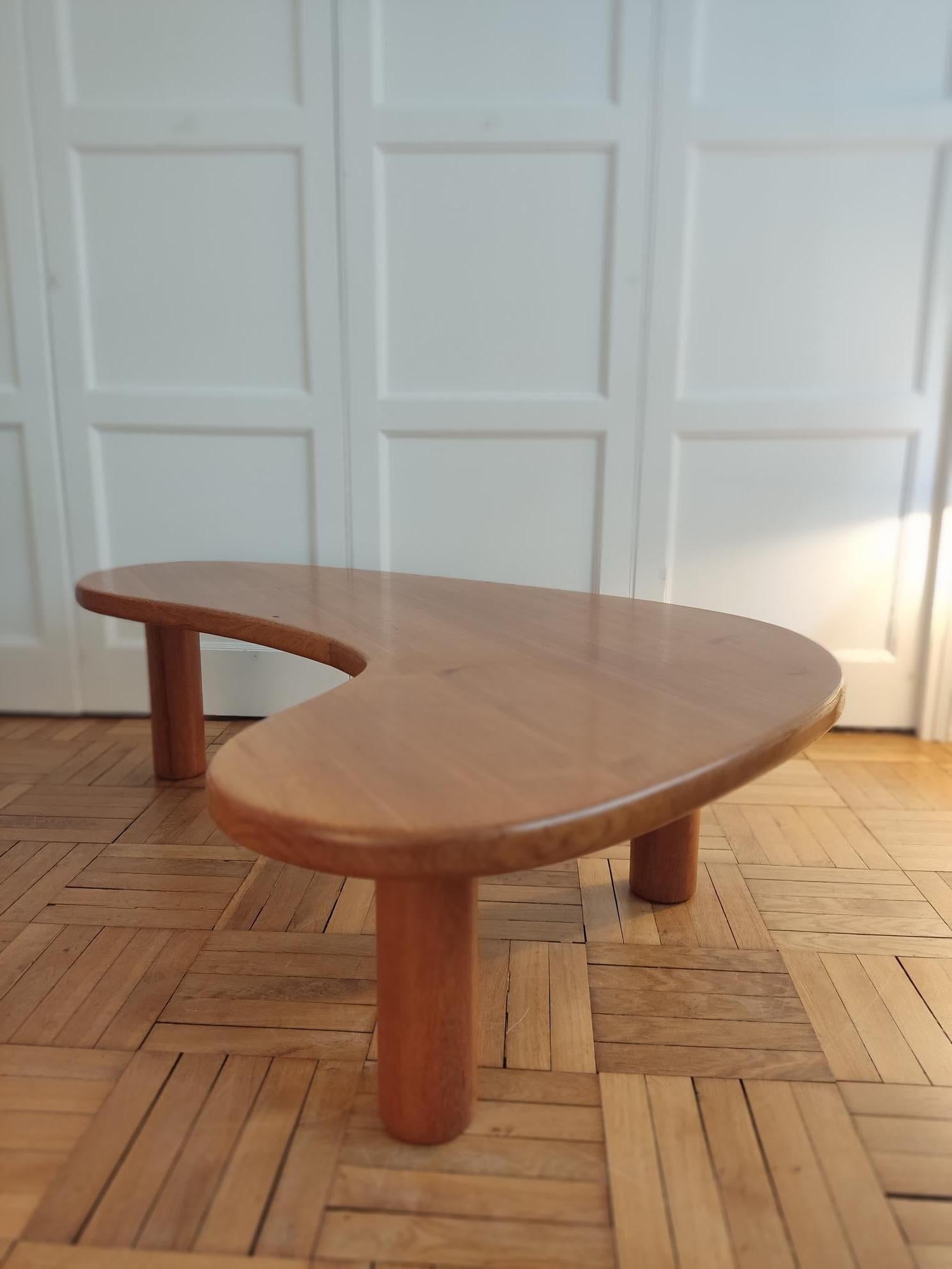 Boomerang coffee table For Sale at 1stDibs