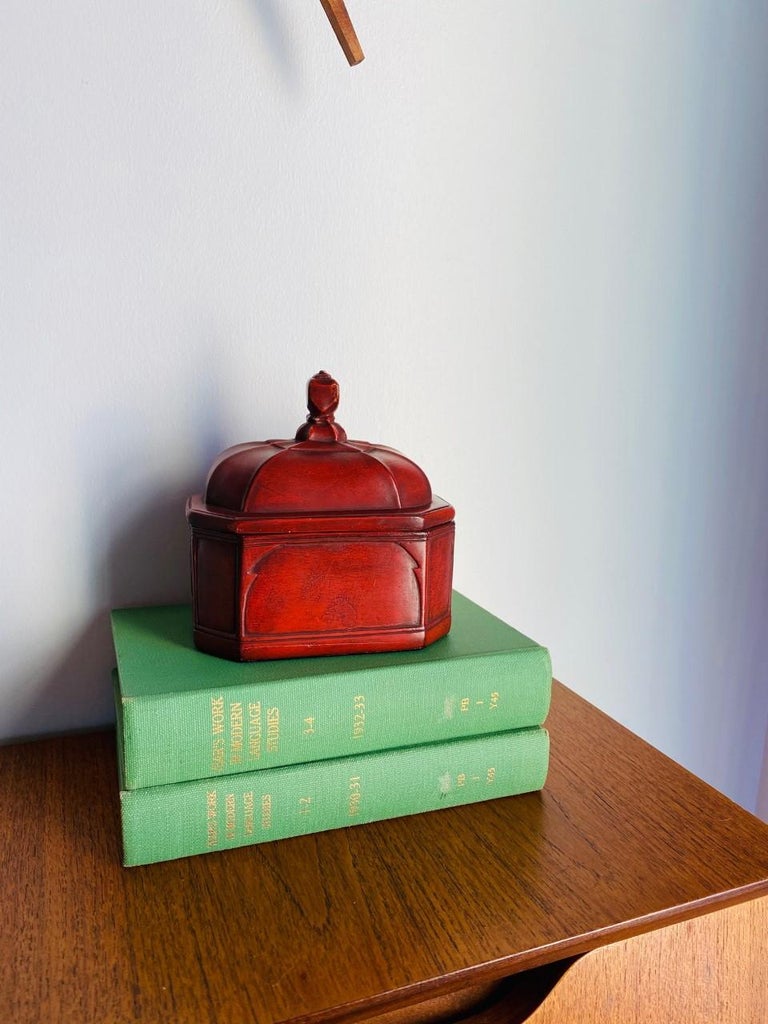 Borghese Italian Ceramic Box For Sale at 1stDibs