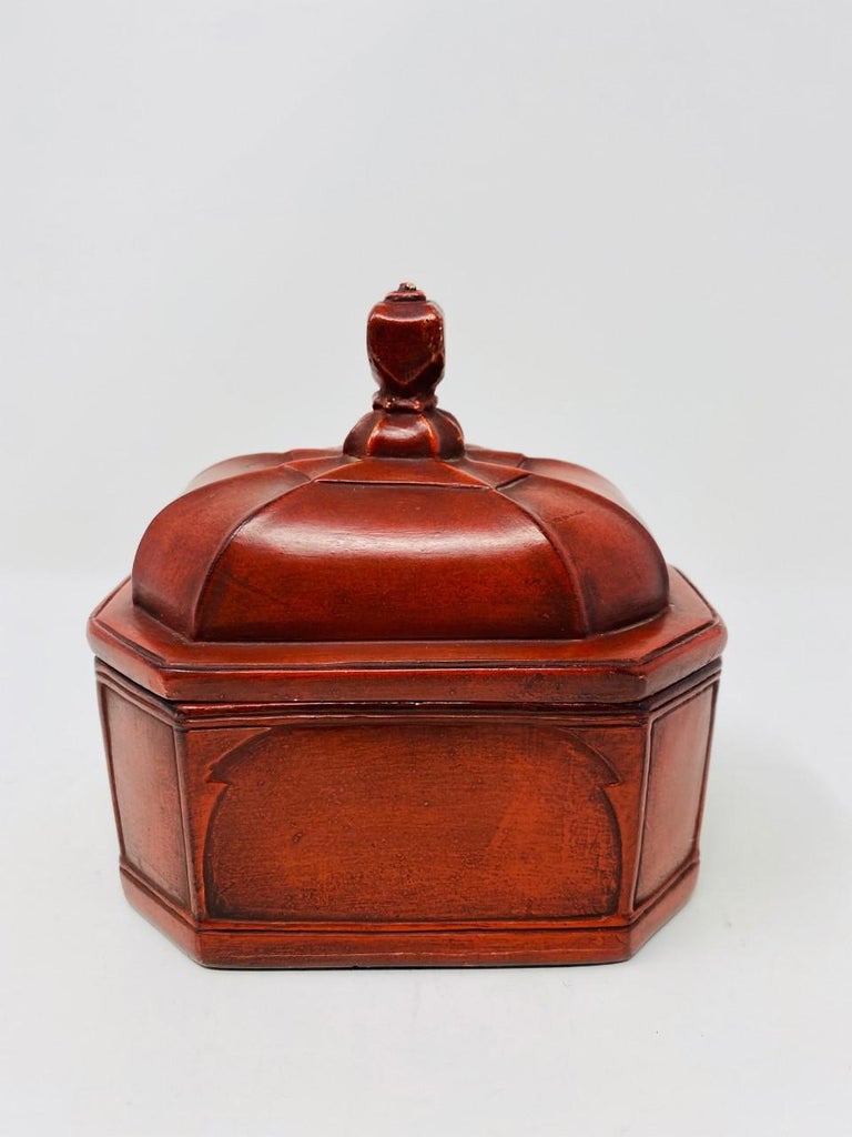 Borghese Italian Ceramic Box For Sale at 1stDibs