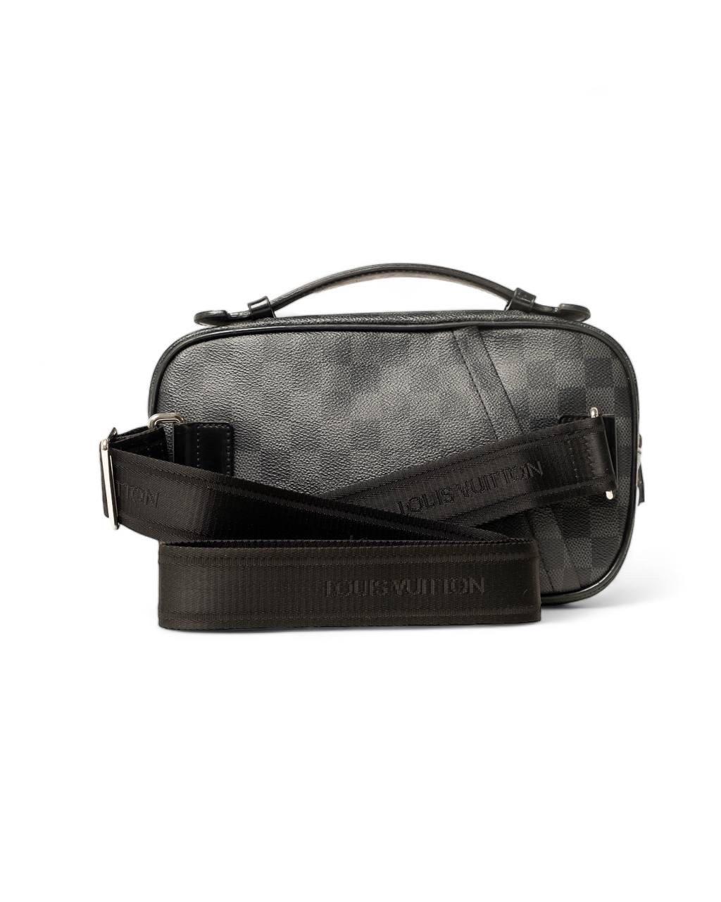 Borsello Louis Vuitton Ambler Marsupio Damier Graphite For Sale at 1stDibs