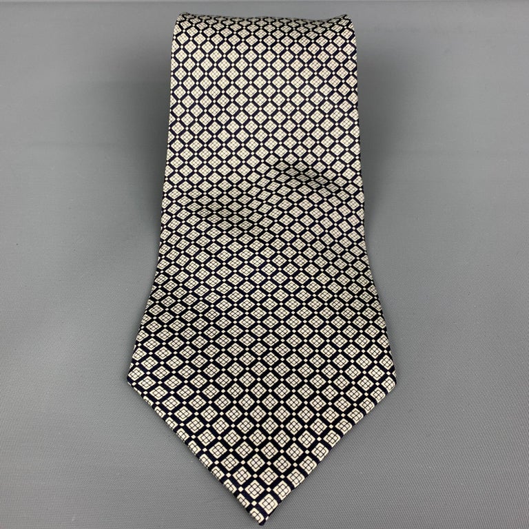 BOSS by HUGO BOSS Silver Geometric Silk Tie For Sale at 1stDibs