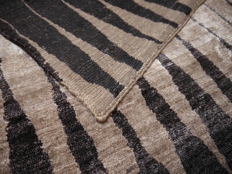 Botanical Silk Rug Hand-Knotted Gray Charcoal Modern Design Djoharian ...