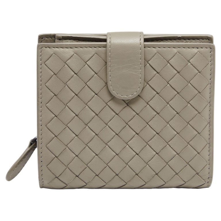 Bottega Veneta Beige Intrecciato Leather French Wallet For Sale at 1stDibs
