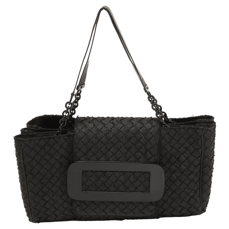 Bottega Veneta Black Intrecciato Raffia Buckle Flap Tote For Sale at ...