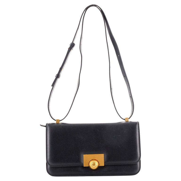 Bottega Veneta BV Classic Bag Smooth Calfskin Medium For Sale at 1stDibs