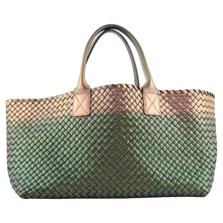 Bottega Veneta Cabat Tote Intrecciato Metallic Nappa Medium For Sale at ...