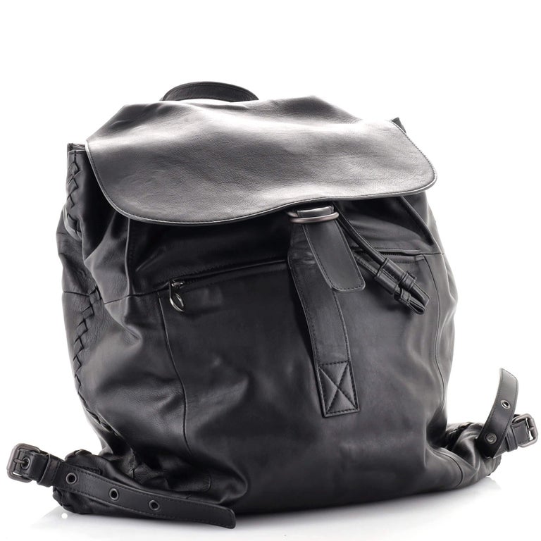 Bottega Veneta Drawstring Flap Backpack Leather Large For Sale at 1stDibs