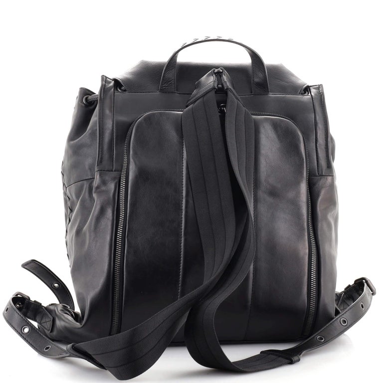 Bottega Veneta Drawstring Flap Backpack Leather Large For Sale at 1stDibs