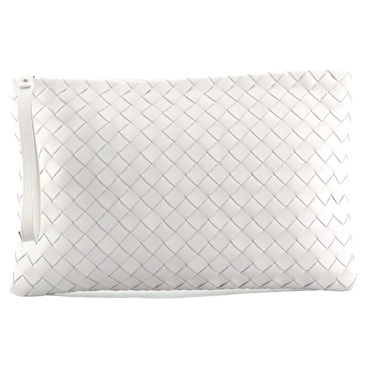 Bottega Veneta Grape Intrecciato Nappa Leather Zip Wallet For Sale at ...