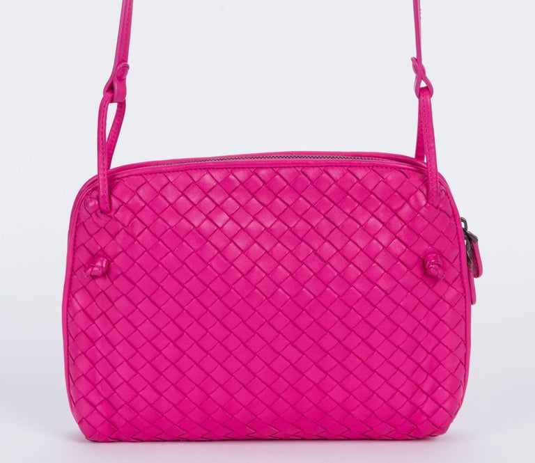 Bottega Veneta Fuchsia Woven Crossbody Bag at 1stDibs | bottega veneta ...
