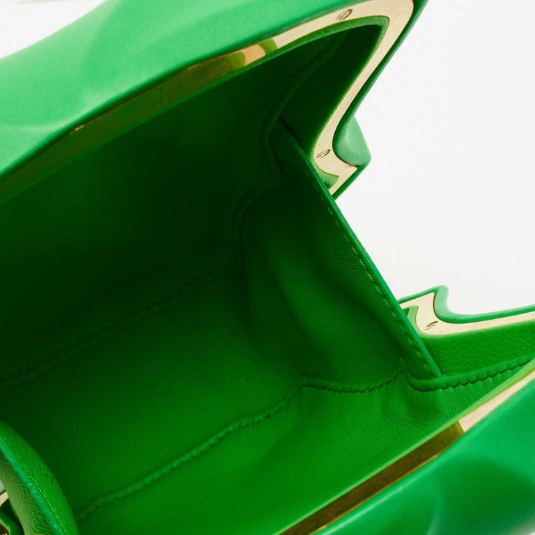 Bottega Veneta Green Leather BV Whirl Clutch For Sale at 1stDibs