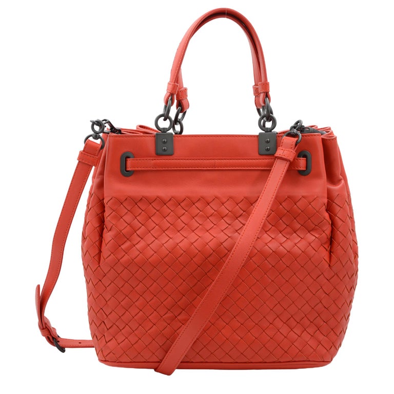 Bottega Veneta Intrecciato Nappa Red Leather Ladies Bucket Bag For Sale ...