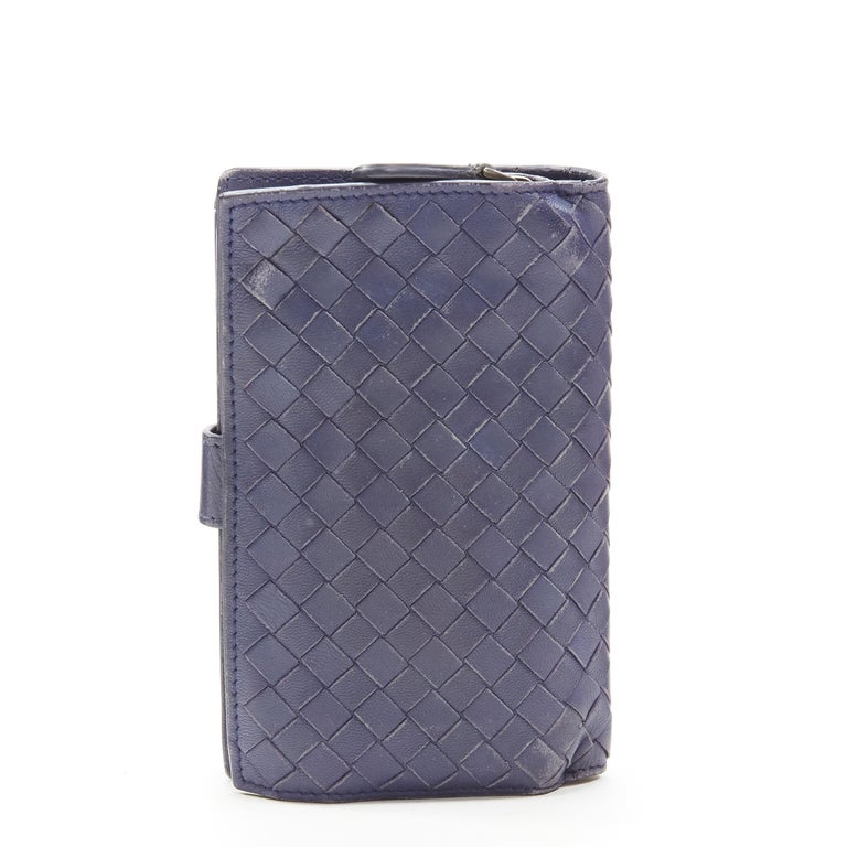 BOTTEGA VENETA Intrecciato Weave navy blue leather zip coins 10-slot ...