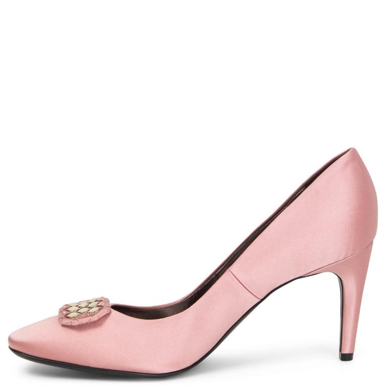 BOTTEGA VENETA light pink CRYSTAL EMBELLISHED SATIN. Pumps Shoes 40 at ...