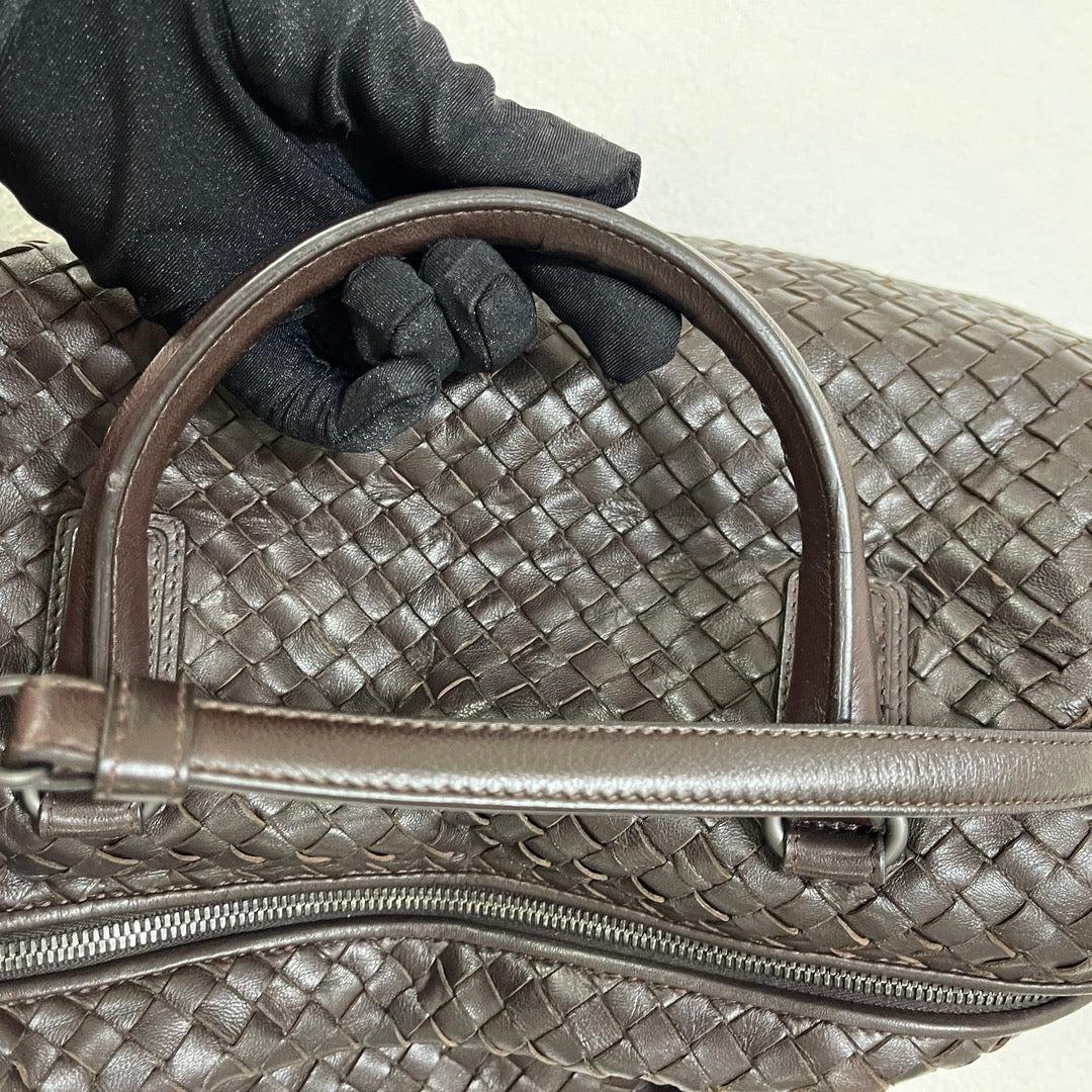 Bottega Veneta Maxi Convertible Tote Bag Hobo Brown Leather Two-way Carry 50cm For Sale at 1stDibs