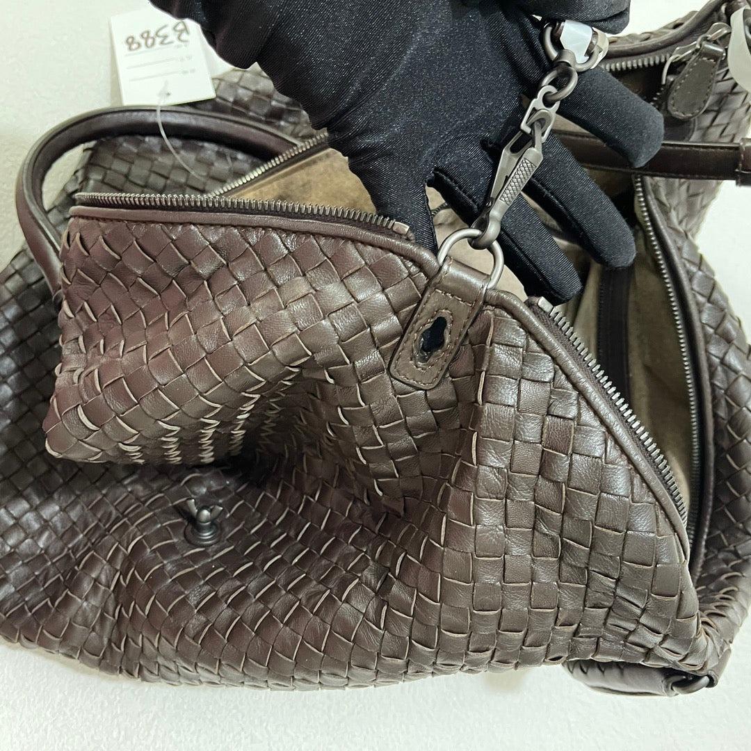 Bottega Veneta Maxi Convertible Tote Bag Hobo Brown Leather Two-way Carry 50cm For Sale at 1stDibs