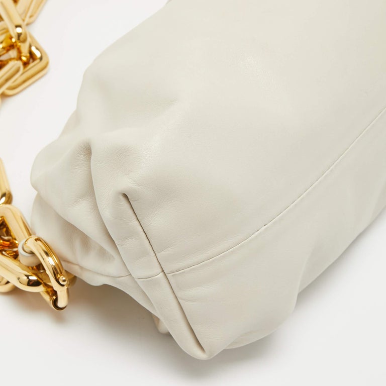 Bottega Veneta Off White Leather The Teen Chain Pouch For Sale at 1stDibs