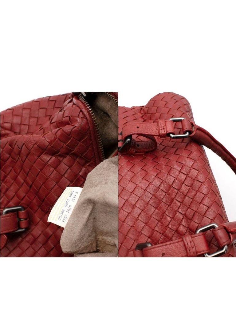 Bottega Veneta Red Intrecciato Leather Boston Bag For Sale at 1stDibs