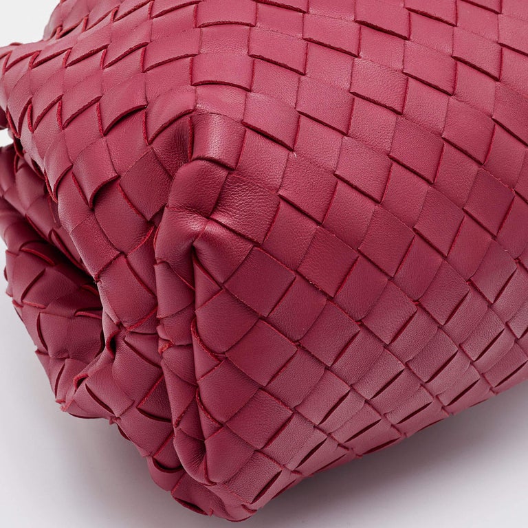 Bottega Veneta Red Intrecciato Leather Teen Pouch Clutch For Sale at ...
