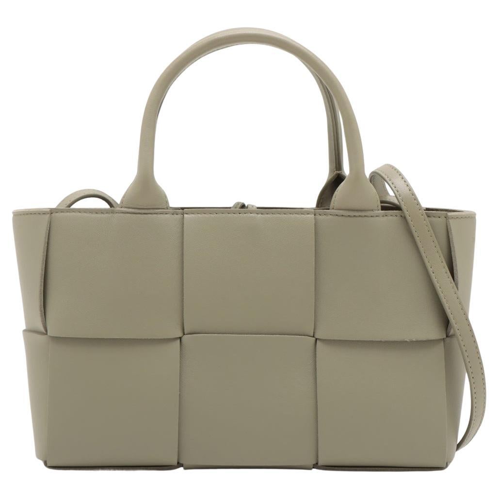 Bottega Veneta The Arco Mini Maxi Intrecciato Leather 2-Ways Tote Bag ...