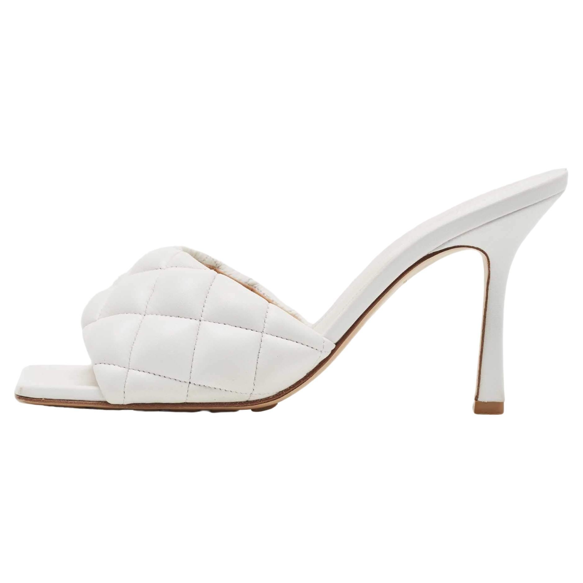 Bottega Veneta White Quilted Leather Slide Sandals Size 37.5 For Sale ...