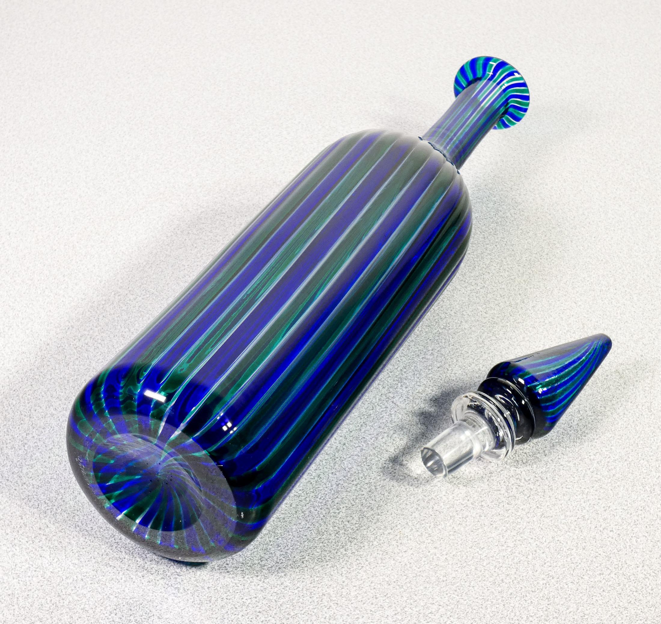 Reed bottle, design Fulvio BIANCONI for Paolo VENINI. Murano 1990 For ...