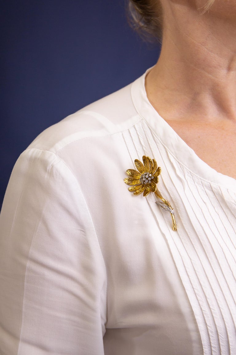 Boucheron Gold and Diamond Daisy Brooch Pin For Sale at 1stDibs
