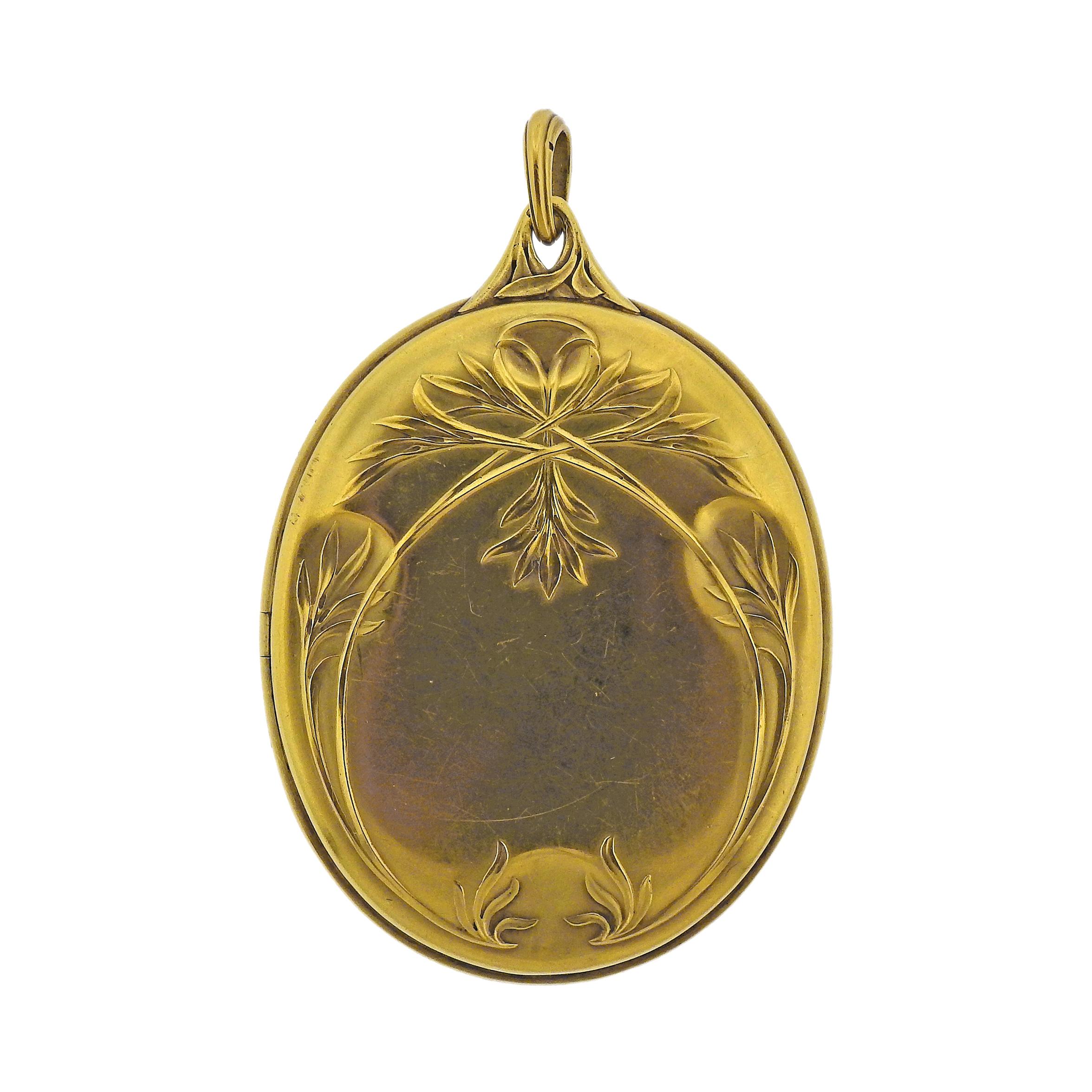 Art Nouveau Diamond Gold Heart Shaped Locket at 1stDibs