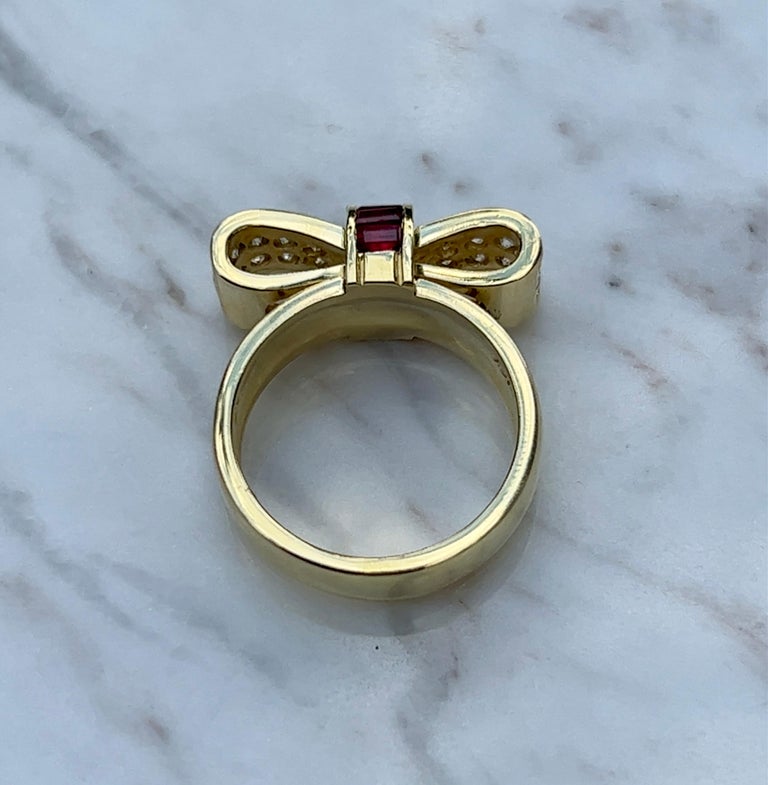 Bow Design Ruby and Diamond Ring in 18K Yellow Gold For Sale at 1stDibs
