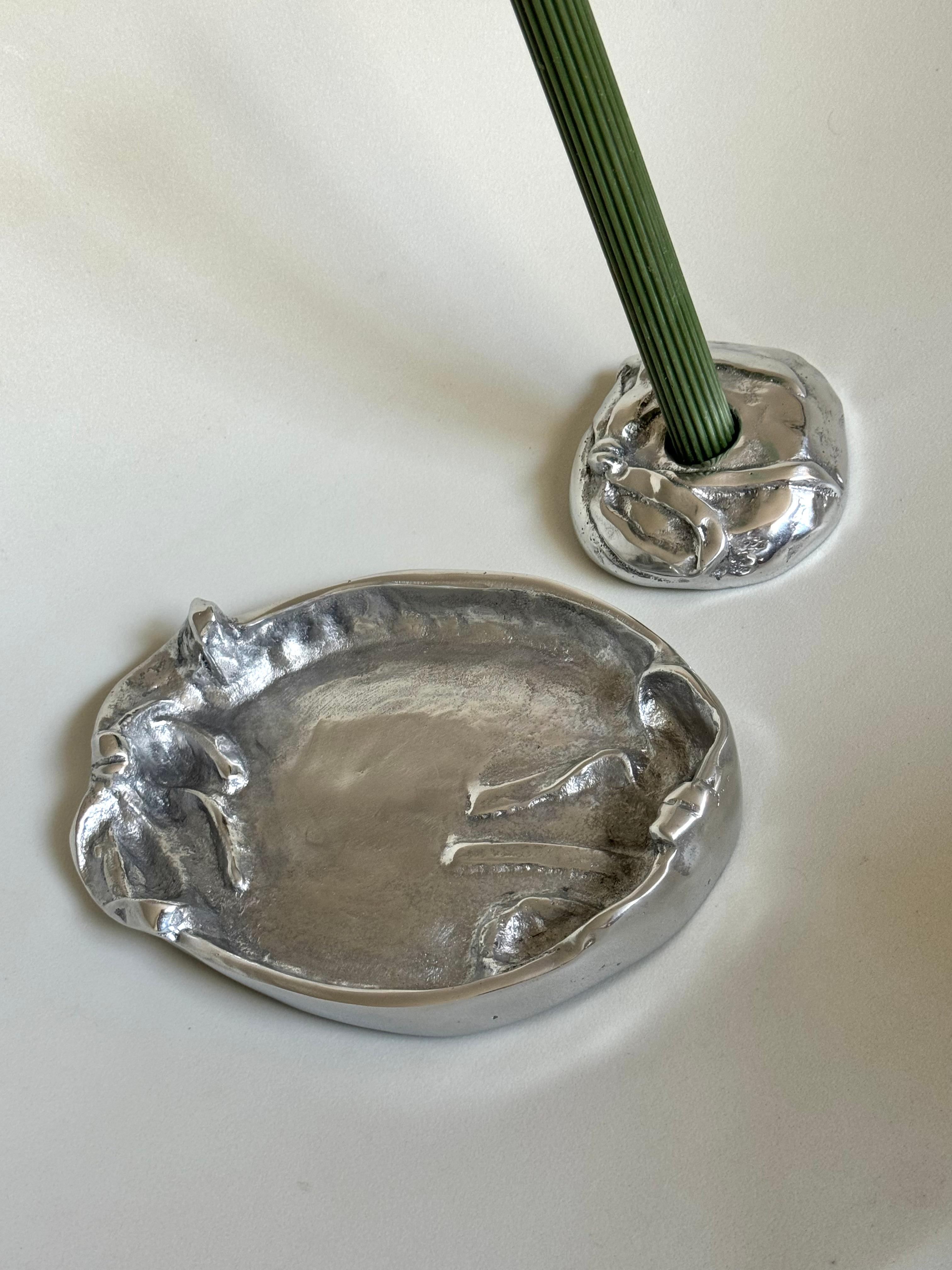 Bowl loop For Sale at 1stDibs