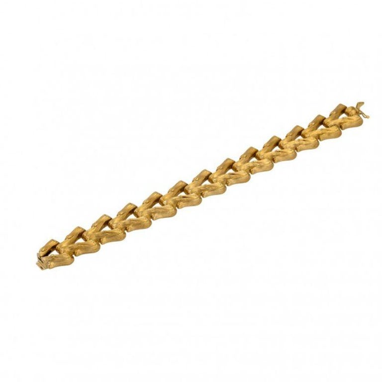 Bracelet 'V' For Sale at 1stDibs