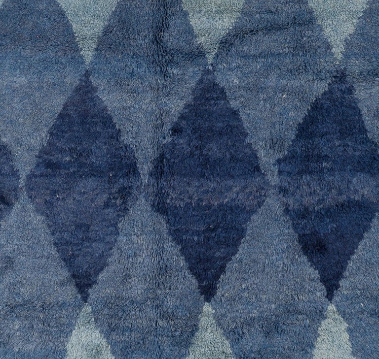 Brand-New Contemporary Hand-Knotted Wool Rug with Interlocking Blue ...