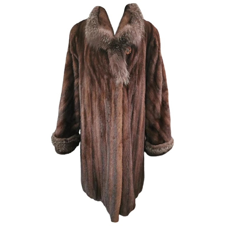 Brand New Demi Buff Mink Fur Swing Coat With Silver Fox Fur Trim (Size ...