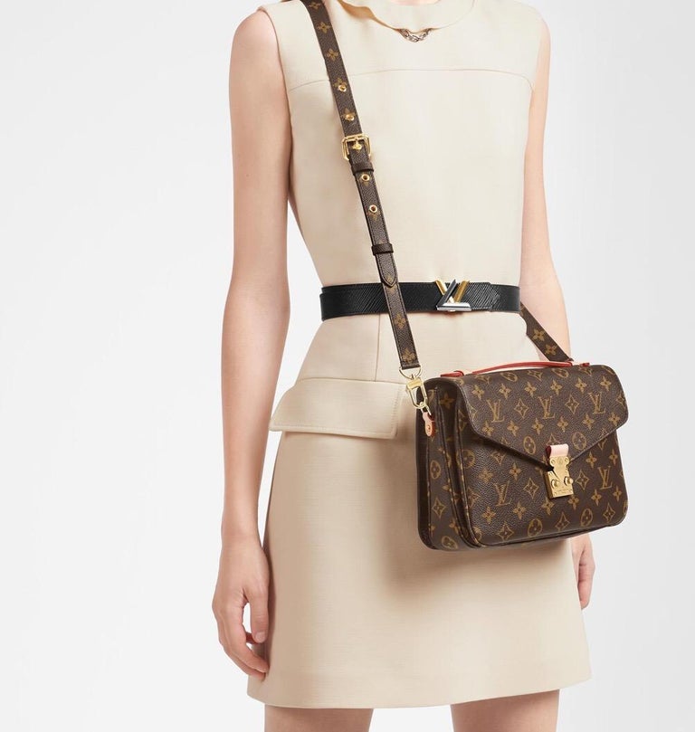 NEW Louis Vuitton Pochette Metis Monogram Canvas Hand Bag with Strap at ...