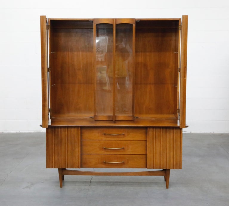Brasilia Styled Mid-Century Modern China Display Cabinet with Hutch ...
