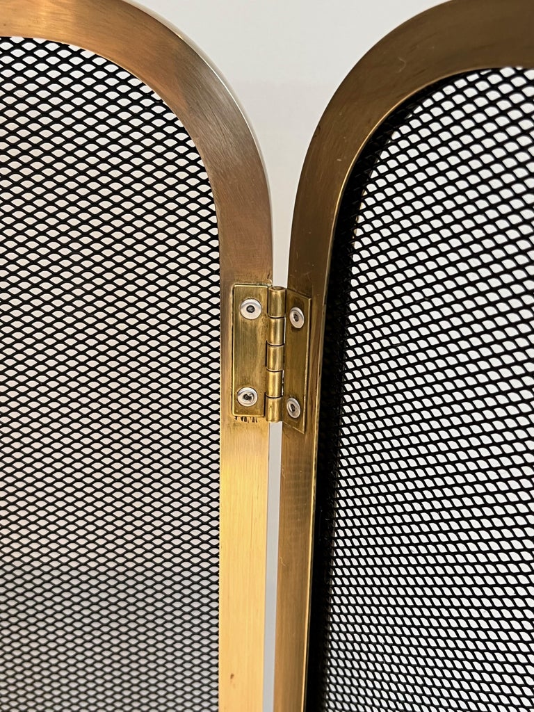 Brass and Grilling Fireplace Screen For Sale at 1stDibs