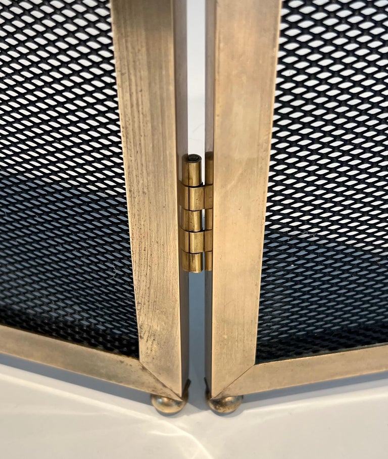 Brass and Grilling Fireplace Screen For Sale at 1stDibs