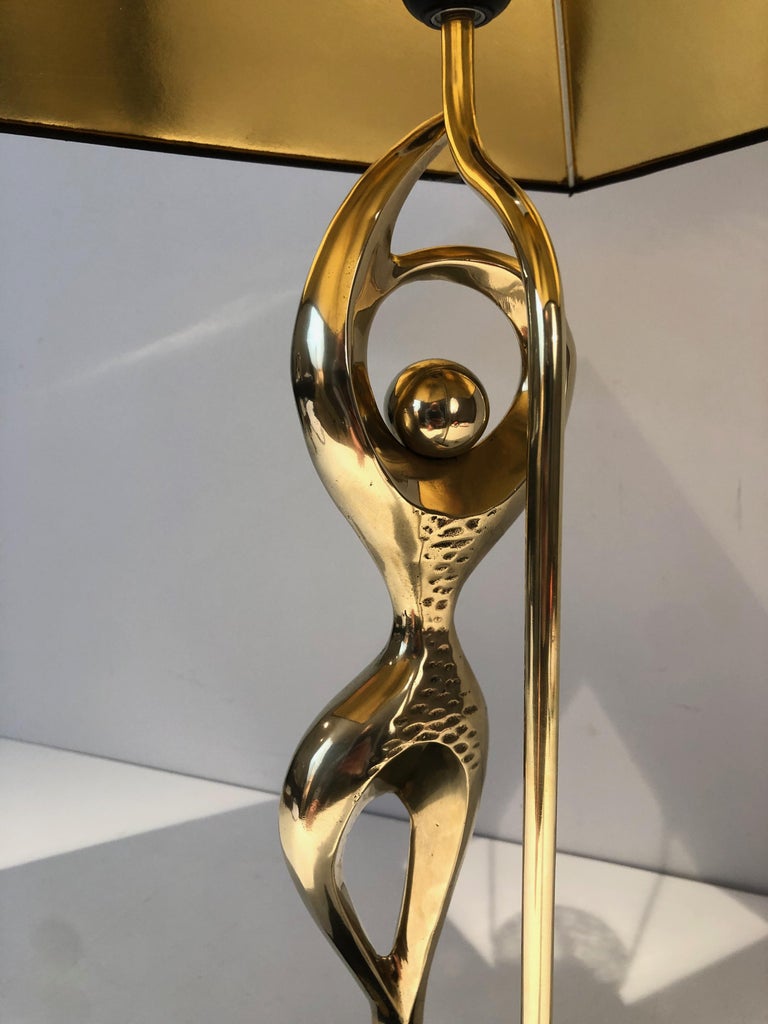 Brass Table Lamp Representing a Stylish Dancer For Sale at 1stDibs