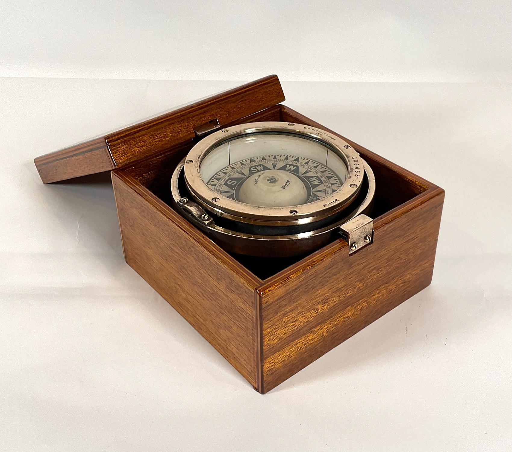 Brass Yacht Compass in Mahogany Box For Sale at 1stDibs