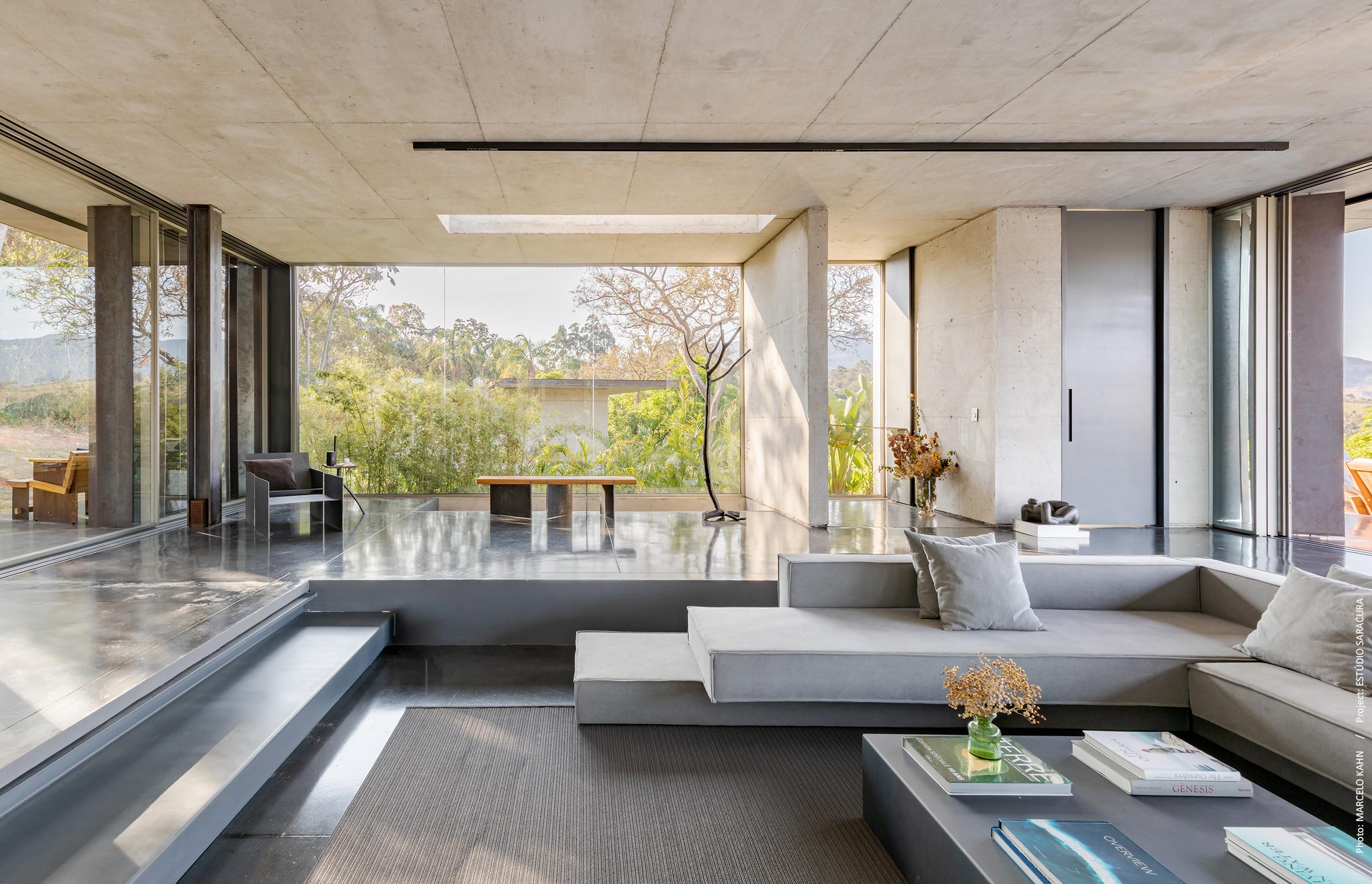 Brazilian Minimalist PK2 Sofa in Grey Canvas Upholstery by Paulo ...