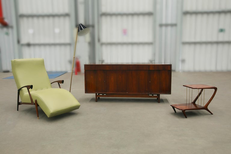 Brazilian Modern Chaise Lounge in Green Leather, Hardwood, Brass, 1960s ...